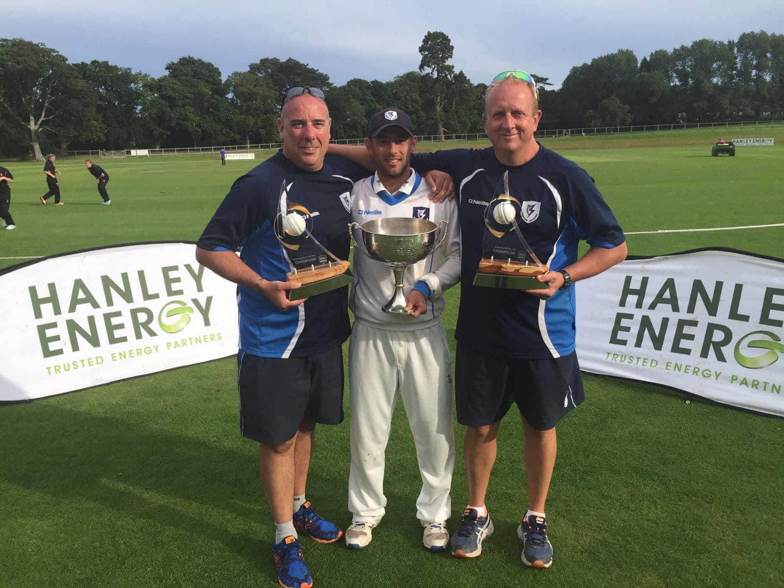 Lightning Seal Hanley Energy InterPro Treble Thanks to Dockrell Hundred ...